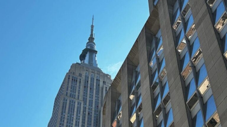 NYC Midtown Manhattan Times Square & Skyscraper Walking Tour - Final Thoughts: Who Should Book This Tour?