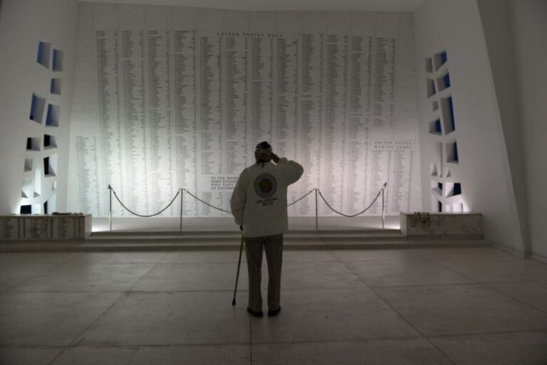 Oahu: USS Arizona Memorial Chief's Narrated Multimedia Tour - The Sum Up
