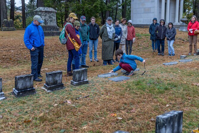 Oak Grove Cemetery Walking Tour - FAQs