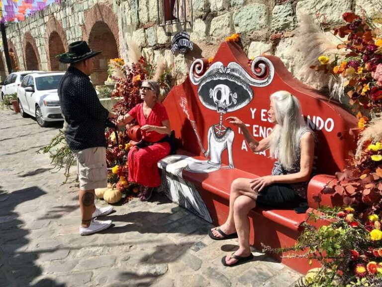 Oaxaca: Guided City Walking Tour - Markets and Authentic Flavors