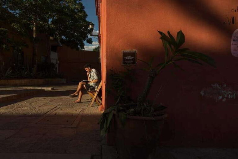 Oaxaca walking tour with a local photographer - Practical Details: What to Expect