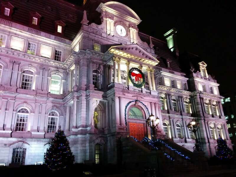 Old Montréal Small-Group Christmas Tour - The Experience with Guidatour