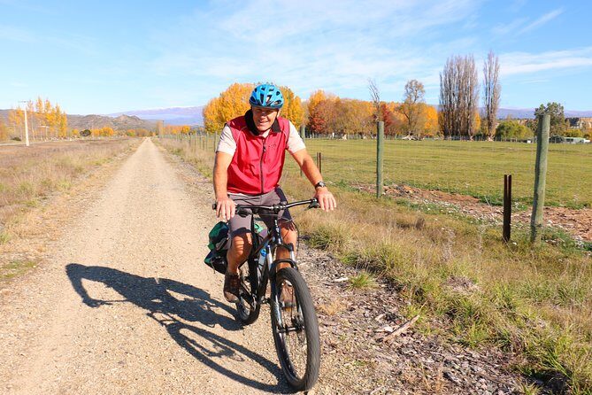 Otago Central Rail Trail One Day Wonder Cycle tour - Mid-Morning Refreshment and a Cultural Stop