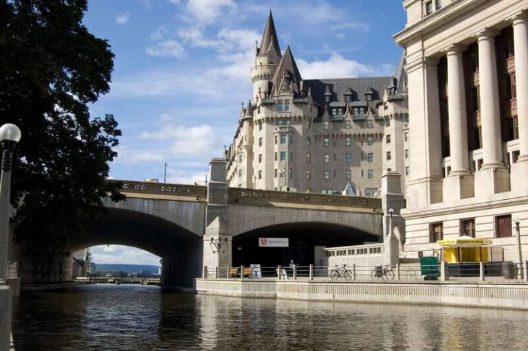 Ottawa: 4-Hour Bike Rental - Who Will Appreciate This Tour?