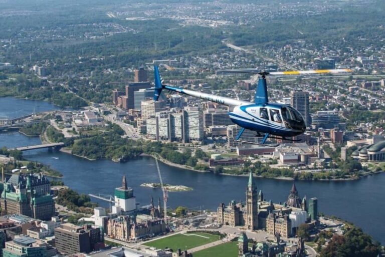 Ottawa: Panoramic helicopter flight (Gatineau Park + downtown) - Why This Tour is a Great Choice