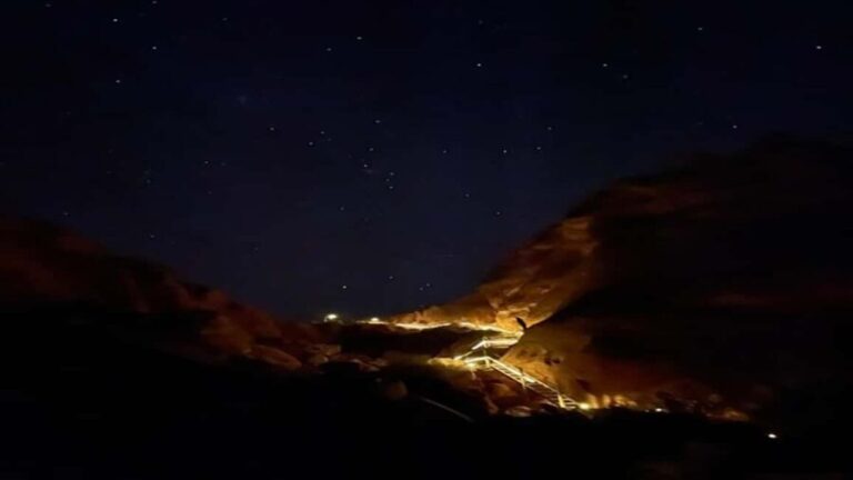 Page: Stargazing Night Tour of Antelope Valley Canyon - Value and Practical Considerations