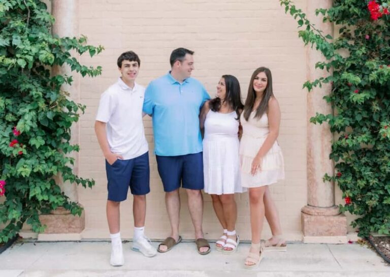 Palm Beach: Tour and Photoshoot along Historic Worth Avenue - The Photoshoot: Personalized and Professional