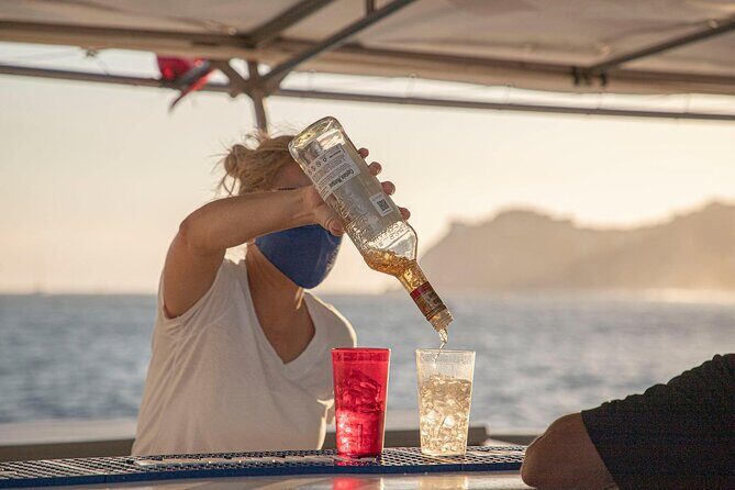 Party Cruise to the Arco de Cabo I Sunset Fajitas - Analyzing the Value