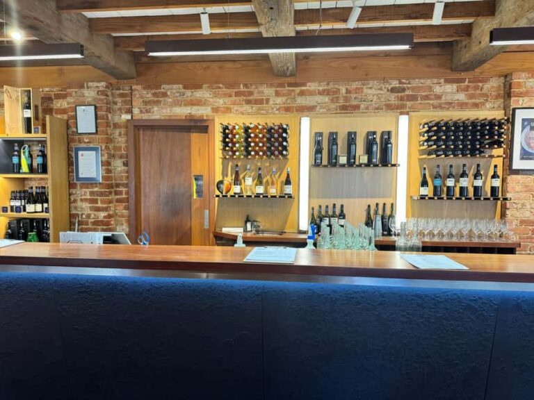 Personal Tours - Exploring South Australia with Personal Tours: What to Expect