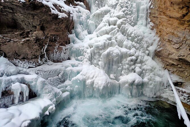 Peyto Lake Lake Louise Johnston Canyon Bow Lake from Calgary - FAQ