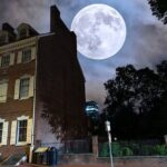 Philly Ghosts Boos and Booze Haunted Pub Crawl - Group Size and Atmosphere