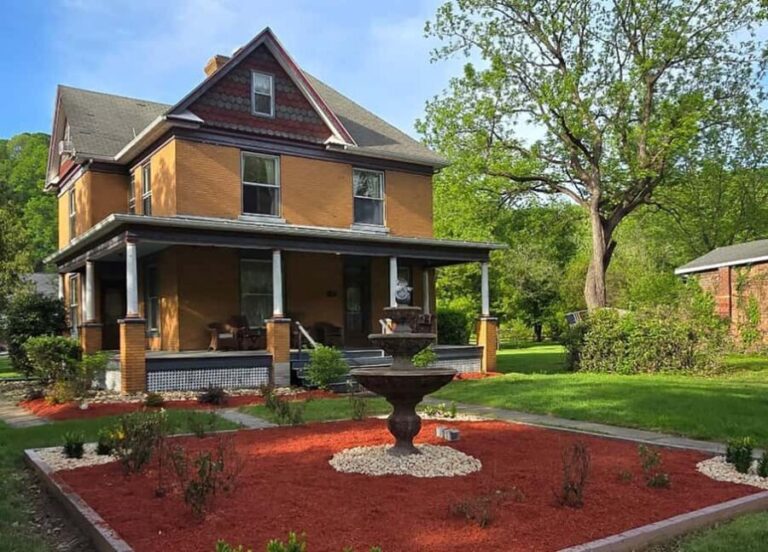 Pittsburgh: Tour The Silence of the Lambs Film Location - Who Will Love This Tour?