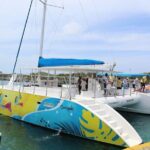 Pleasure Adventure over Catamaran to Isla Mujeres from Cancún - An In-Depth Look at the Tour Experience