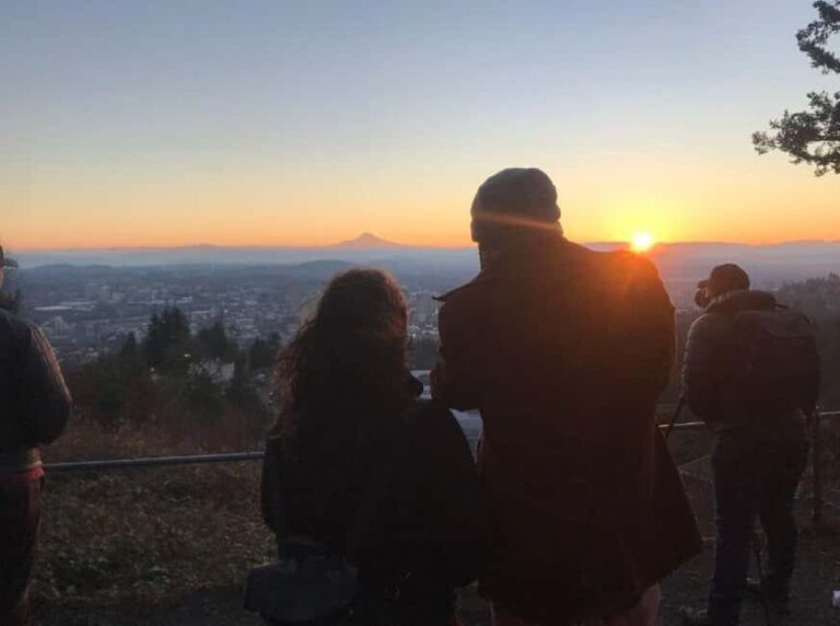 Portland: City Tour with Rose Garden and Donut Tasting - Authentic Reviews & Insights