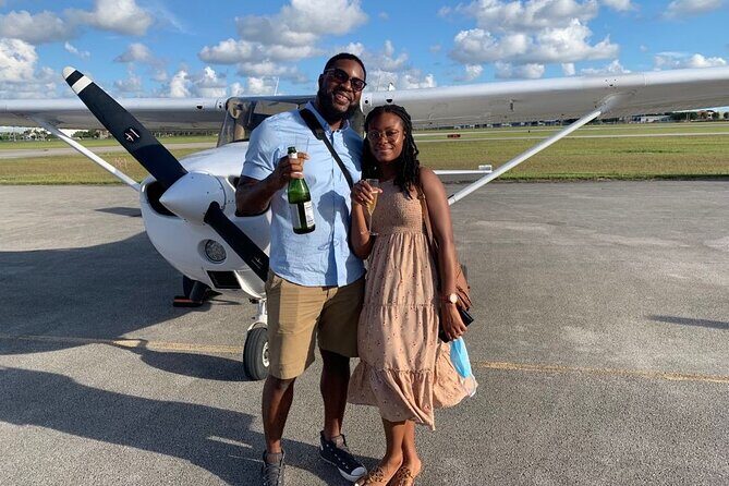 Private 60 Minute Romantic Excursion Air Tour with Champagne - An In-Depth Look at the Experience