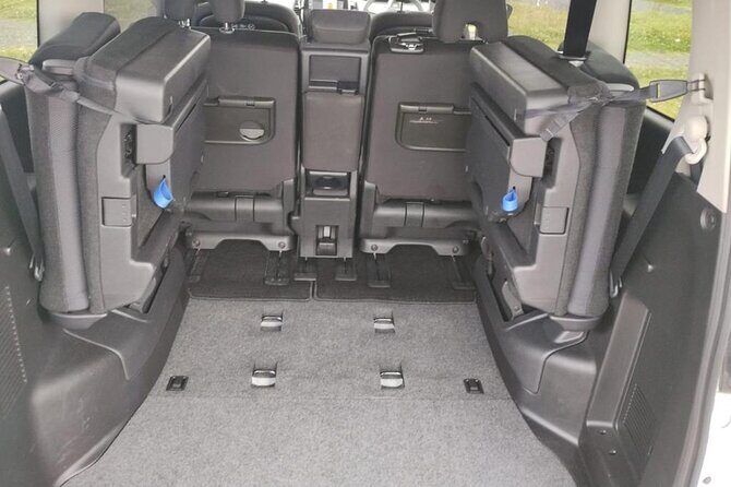 Private Auckland Airport Transfer: to/from City Hotels in Minivan - Pricing and Value