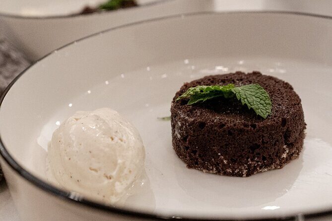 Private Chef Dining Experience - What is the Private Chef Dining Experience?