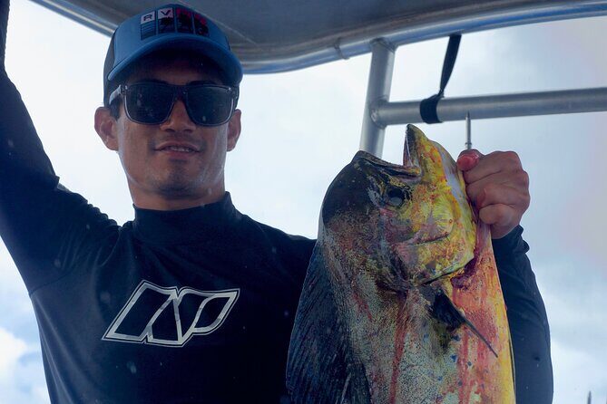 Private Deep Water Fishing in Kauai - The Boat & Crew: Knowledgeable & Friendly Guides