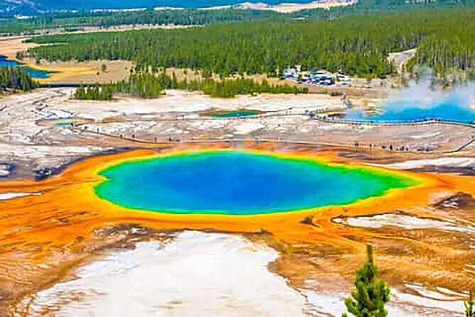 Private Full Day Luxury Tour at Yellowstone Park - The Experience Overview