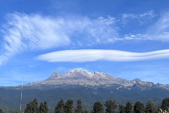 Private Hike next to volcano at 14800 ft. from Mexico city - The Itinerary: A Day in Volcano Country
