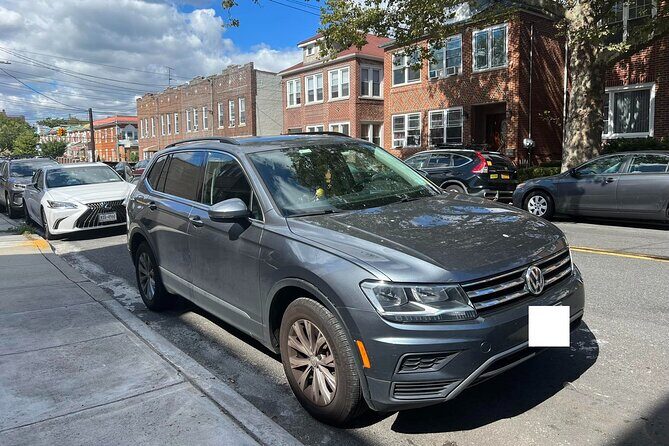 Private JFK to LGA/Newark Airport TransferYour Exclusive Ride - In-Depth: The Experience Itself