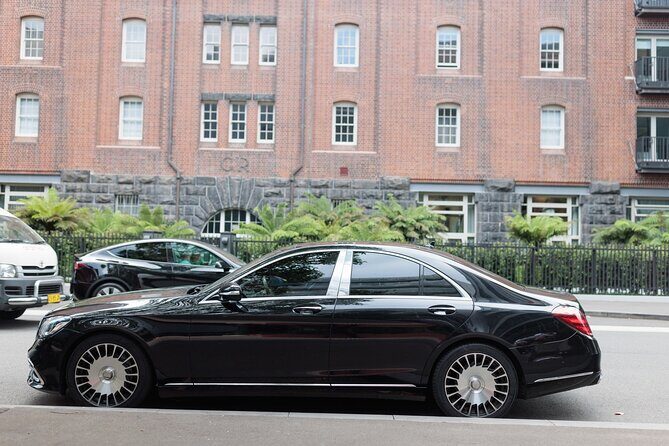 Private Luxury Transfer from Melbourne CBD to Melbourne Airport - What to Expect During the Transfer