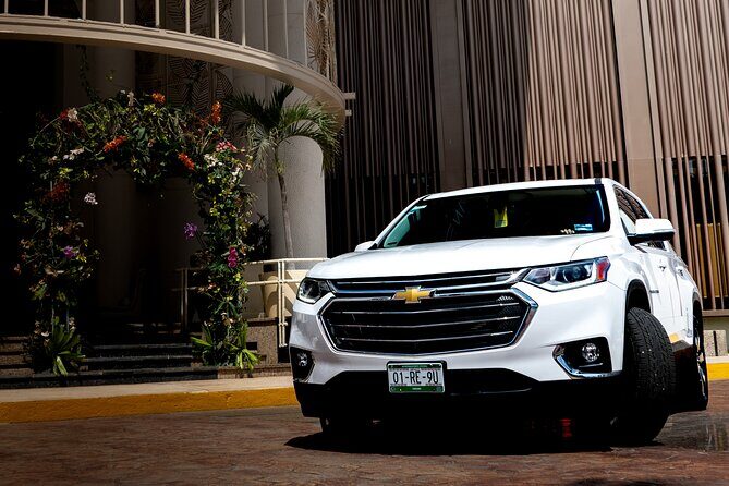 Private Luxury Transportation to Cancun Party Center - The Experience: What to Expect