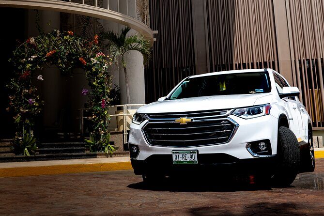 Private Luxury Van with Chauffeur to Restaurants (Round Trip) - Why Choose This Private Luxury Van in Cancun?