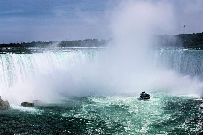 Private Niagara Falls-Niagara-on-the-Lake Day Trip and Winery Tour from Toronto - Who Should Book This Tour?