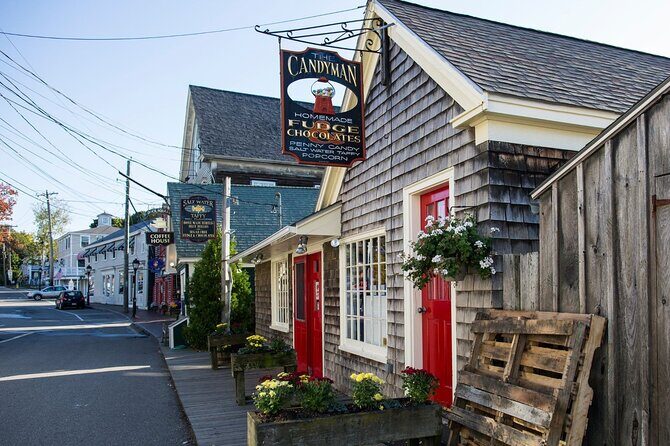 Private Portland Lighthouses and Kennebunkport Tour - 12 Pax - The South Portland Lighthouse Experience