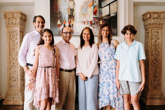 Private Professional Holiday Photoshoot in Hershey - Who Will Love This Experience?