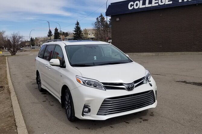 Private Shuttle Service Between Calgary, Banff and Lake Louise - When to Book & Final Tips