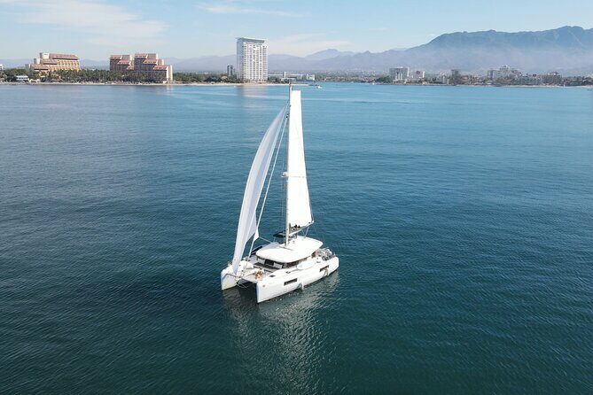 Private Sunset Tour in Marina La Cruz by Yacht - Who Should Consider This Tour?