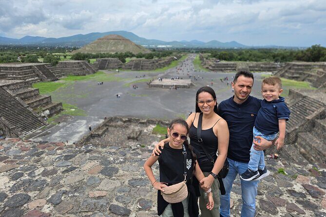 Private tour EN Teotihuacan with Pyramid Ascent and Breakfast - Who Should Consider This Tour?