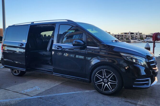 Private Tour Melbourne to Adelaide via Great Ocean Road - The Luxury Vehicles and Comfort