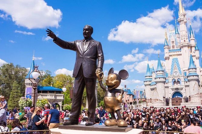 Private Transfer from Orlando-Sanford (SFB) Airport to Universal Studios - Vehicle Options and Comfort