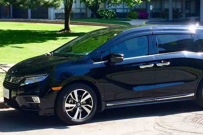 Private Transfer from Toronto Pearson Airport to Niagara - The Experience of the Transfer