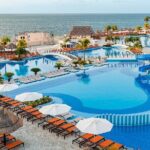 Private Transfer: Hotel Zone to Cancun Airport CUN in SUV - Who Should Book This Transfer?