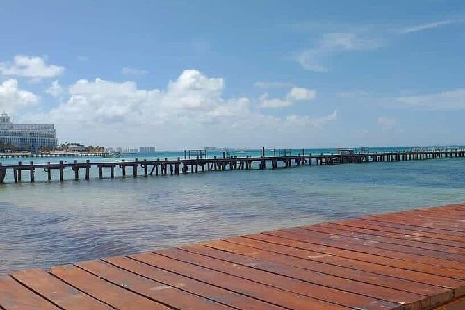 Private Transfer (One Way) Cancun And Hotel Zone (1-8 Passengers) - First Impressions: What You Can Expect at Arrival