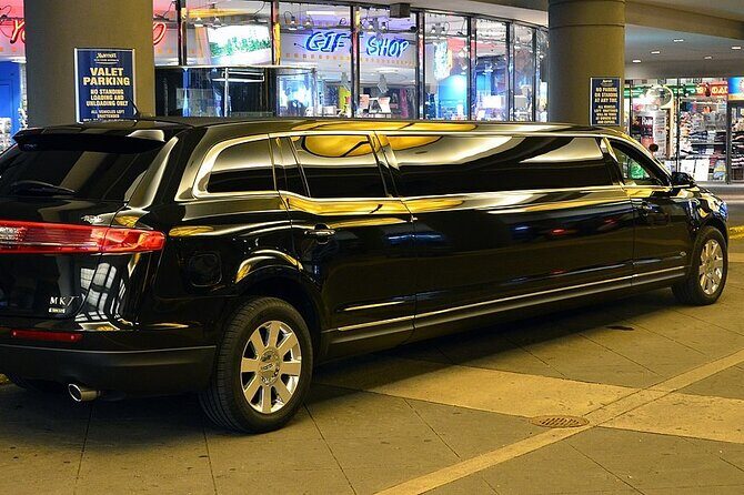 Private Transfer Theme Park Hotels to Orlando Airport by Bus/Limo - Vehicle Options and Comfort