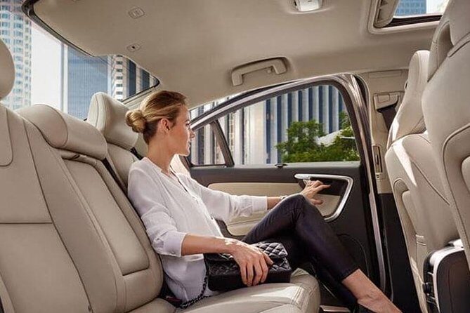 Private Transfer:- Toronto Pearson Airport to Waterloo Black Car Service - Why Choose This Transfer?