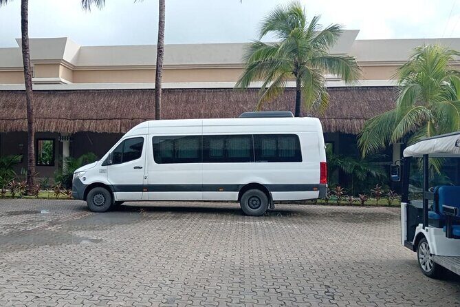 Private Transportation from Playa del Carmen to Cancun Airport - FAQs