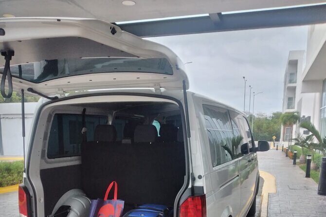 Private Transportation from the Airport to the Cancun hotel zone - Why This Transfer Stands Out