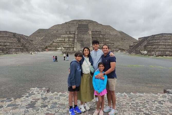 Private Transportation & Guide: Hourly service in Mexico City - A Closer Look at the Itinerary and Experiences