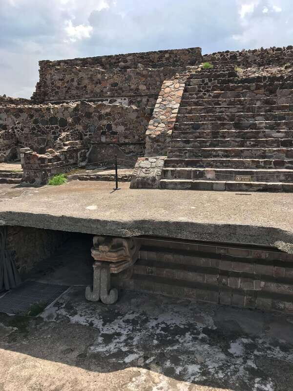 Private VIP Tour Teotihuacán: Transport+English Local Guide - Analyzing the Value: Is It Worth the Price?