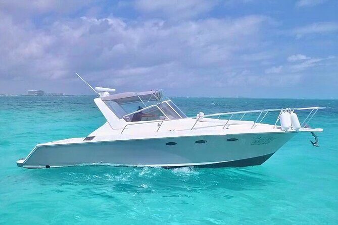 Private Yacht Cancun 42ft up to 8 people - FAQ