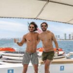 Private Yacht Charter ChicaFUN 5 Waterslides All Inclusive - The Sum Up