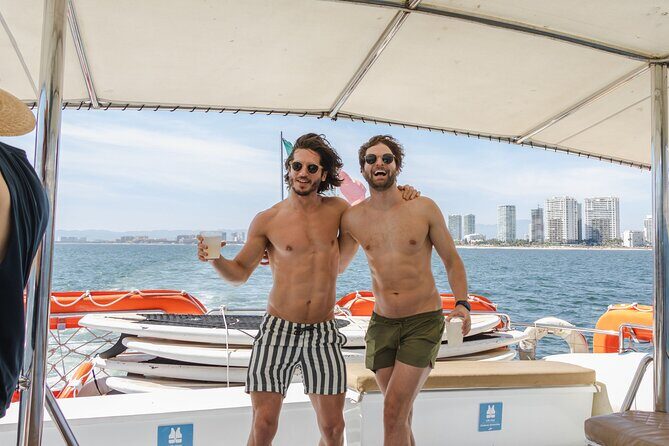 Private Yacht Charter ChicaFUN 5 Waterslides All Inclusive - The Sum Up