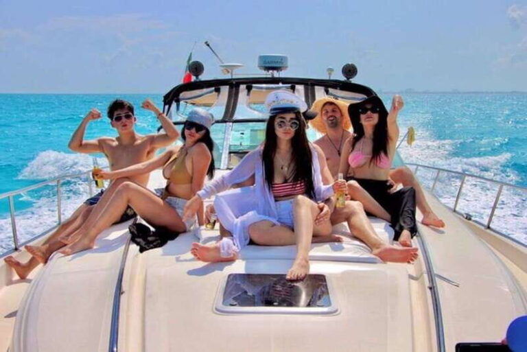 Private yacht in Cancun for maximun 15 people - Practical Tips for Making the Most of Your Yacht Day