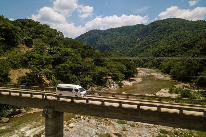 Puerto Escondido - Private Transportation Service From (HUX) Airport - Detailed Breakdown of the Experience